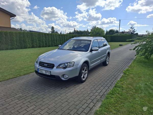 Grey Subaru Outback 2005 in Vilnius, with an engine capacity of 2.50 L and mileage of 304 thousand km for 2000 €, photo 2 on AUTOMOTO.COM.LV