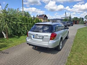 Pelēks Subaru Outback 2005 Viļņa, ar dzinēja tilpumu 2.50 L un nobraukumu 304 tūkst. km par 2000 €, foto 4 vietnē AUTOMOTO.COM.LV