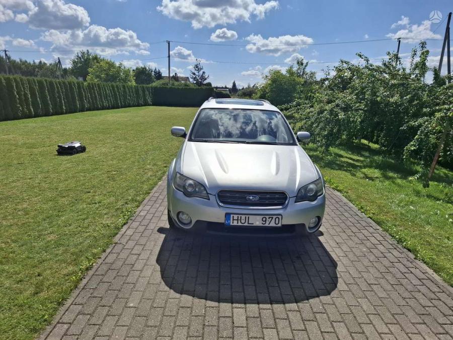 Pelēks Subaru Outback 2005 Viļņa, ar dzinēja tilpumu 2.50 L un nobraukumu 304 tūkst. km par 2000 €, foto 5 vietnē AUTOMOTO.COM.LV