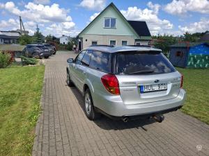Pelēks Subaru Outback 2005 Viļņa, ar dzinēja tilpumu 2.50 L un nobraukumu 304 tūkst. km par 2000 €, foto 7 vietnē AUTOMOTO.COM.LV