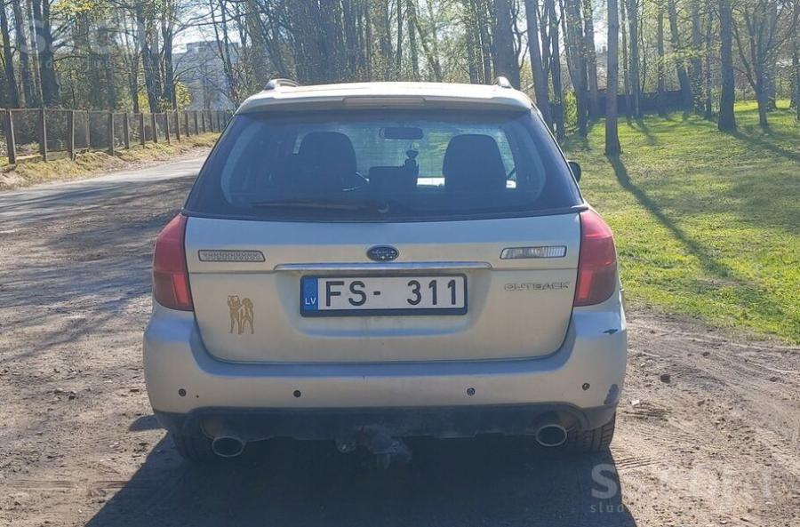 Серый Субару Аутбек 2005 в Елгава, объемом двигателя 2.50 л и пробегом 382 тыс. км за 1500 €, фото 6 на AUTOMOTO.COM.LV