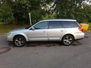 Pelēks Subaru Outback 2005 Viļņa, ar dzinēja tilpumu 3.00 L un nobraukumu 355 tūkst. km par 1800 €, foto 5 vietnē AUTOMOTO.COM.LV