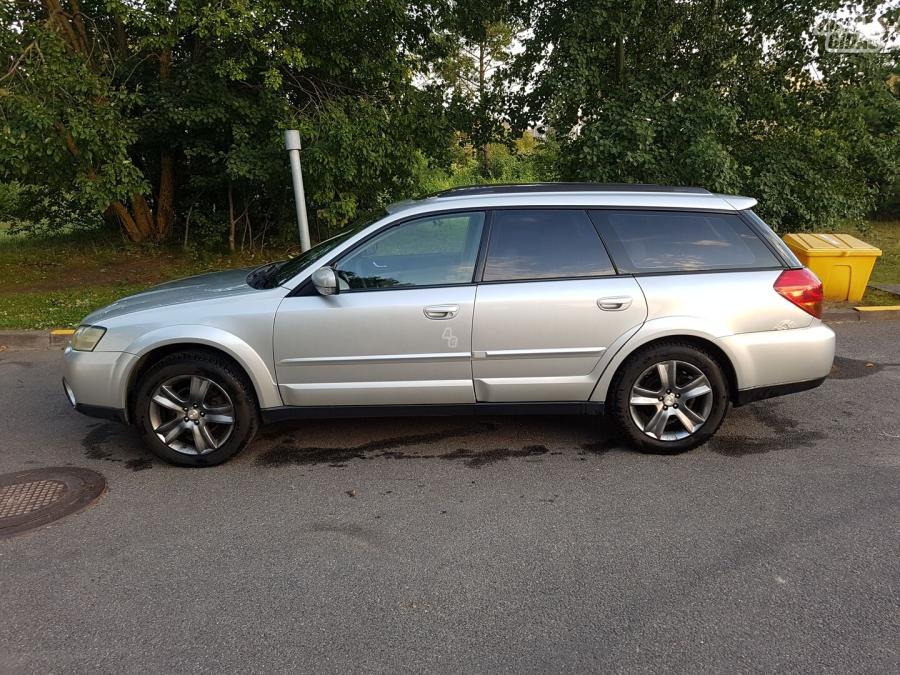 Pelēks Subaru Outback 2005 Viļņa, ar dzinēja tilpumu 3.00 L un nobraukumu 355 tūkst. km par 1800 €, foto 5 vietnē AUTOMOTO.COM.LV