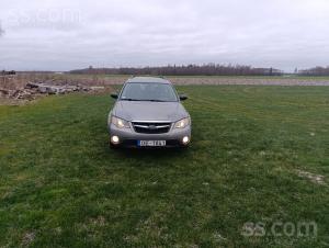 Grey Subaru Outback 2006 in Bauska, with an engine capacity of 2.50 L and mileage of 304 thousand km for 1600 €, photo 4 on AUTOMOTO.COM.LV