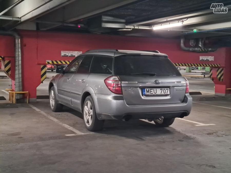 Grey Subaru Outback 2006 in Vilnius, with an engine capacity of 2.50 L and mileage of 291 thousand km for 1750 €, photo 7 on AUTOMOTO.COM.LV