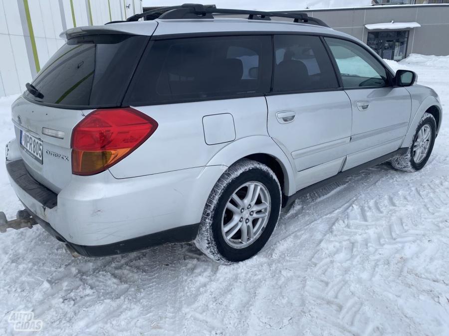 Grey Subaru Outback 2006 in Raseiniai, with an engine capacity of 2.50 L and mileage of 200 thousand km for 1750 €, photo 10 on AUTOMOTO.COM.LV