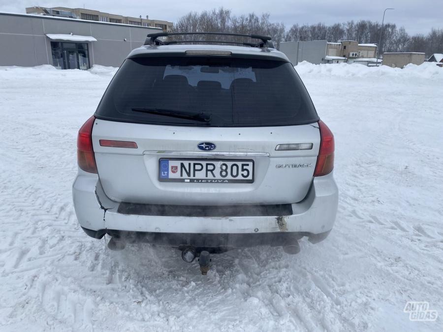 Grey Subaru Outback 2006 in Raseiniai, with an engine capacity of 2.50 L and mileage of 200 thousand km for 1750 €, photo 11 on AUTOMOTO.COM.LV