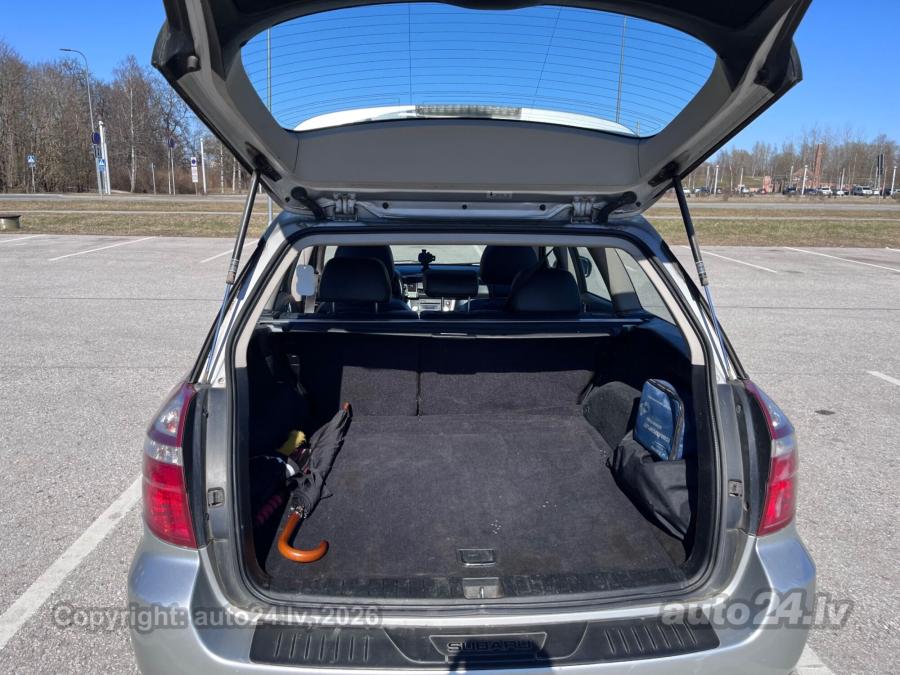 Grey Subaru Outback 2006 in Tartu, with an engine capacity of 2.50 L and mileage of 273 thousand km for 2490 €, photo 8 on AUTOMOTO.COM.LV