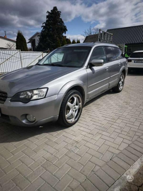 Grey Subaru Outback 2006 in Kaunas, with an engine capacity of 3.00 L and mileage of 360 thousand km for 4200 €, photo 1 on AUTOMOTO.COM.LV