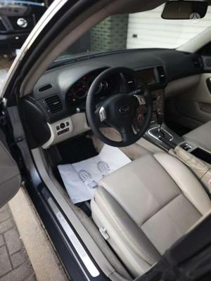 Grey Subaru Outback 2006 in Kaunas, with an engine capacity of 3.00 L and mileage of 360 thousand km for 4200 €, photo 7 on AUTOMOTO.COM.LV