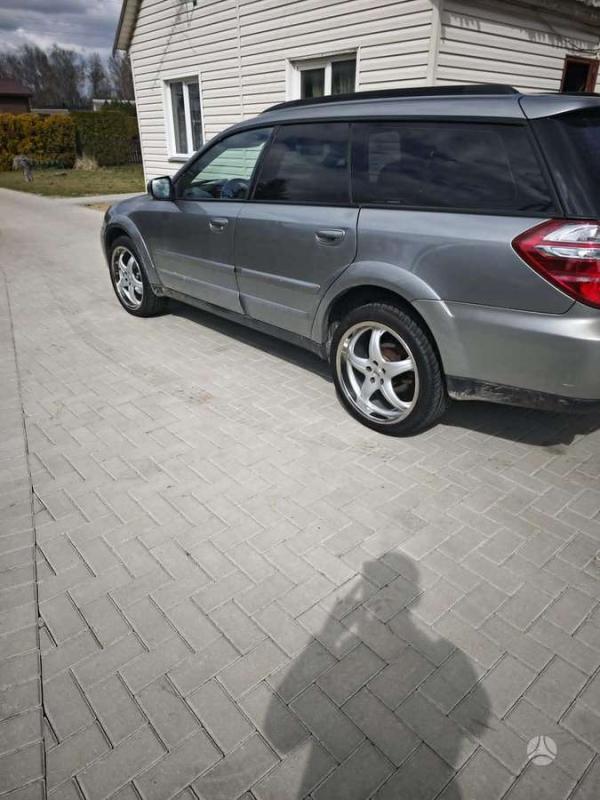 Grey Subaru Outback 2006 in Kaunas, with an engine capacity of 3.00 L and mileage of 360 thousand km for 4200 €, photo 7 on AUTOMOTO.COM.LV