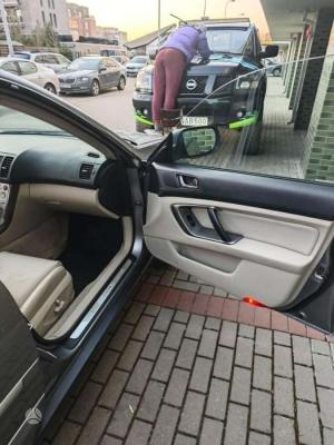 Grey Subaru Outback 2006 in Kaunas, with an engine capacity of 3.00 L and mileage of 360 thousand km for 4200 €, photo 17 on AUTOMOTO.COM.LV