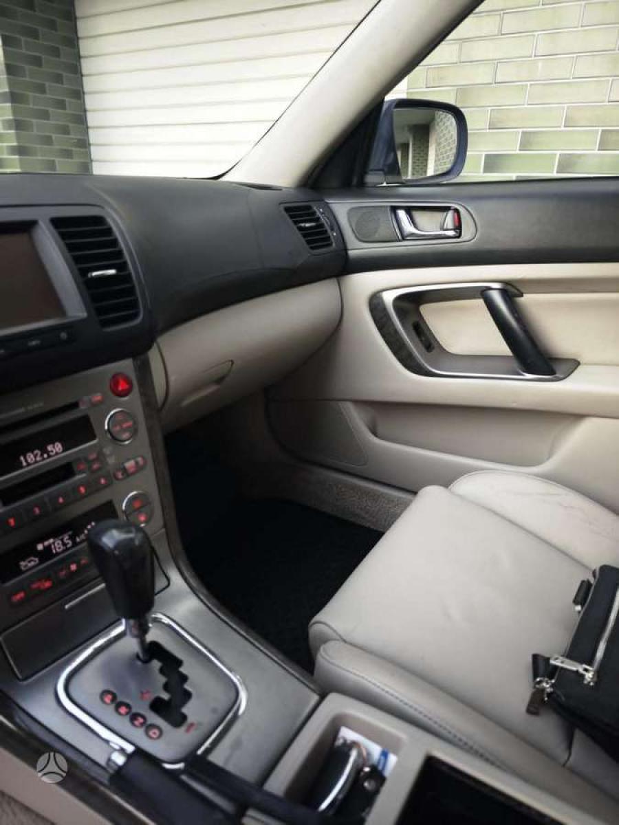 Grey Subaru Outback 2006 in Kaunas, with an engine capacity of 3.00 L and mileage of 360 thousand km for 4200 €, photo 19 on AUTOMOTO.COM.LV