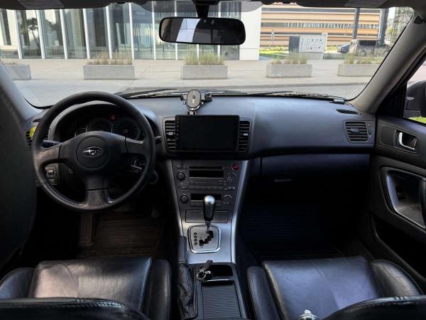 Grey Subaru Outback 2006 in Vilnius, with an engine capacity of 2.46 L and mileage of 470 thousand km for 2200 €, photo 5 on AUTOMOTO.COM.LV