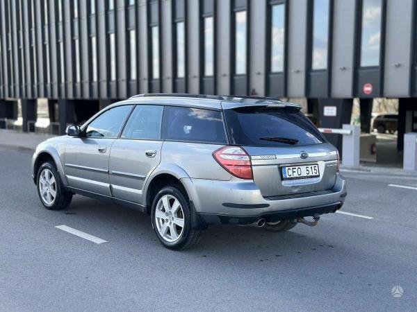 Grey Subaru Outback 2006 in Vilnius, with an engine capacity of 2.50 L and mileage of 310 thousand km for 3500 €, photo 7 on AUTOMOTO.COM.LV