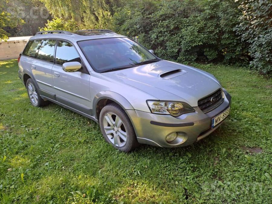 Grey Subaru Outback 2006 in Riga, with an engine capacity of 2.50 L and mileage of 188 thousand km for 3300 €, photo 1 on AUTOMOTO.COM.LV