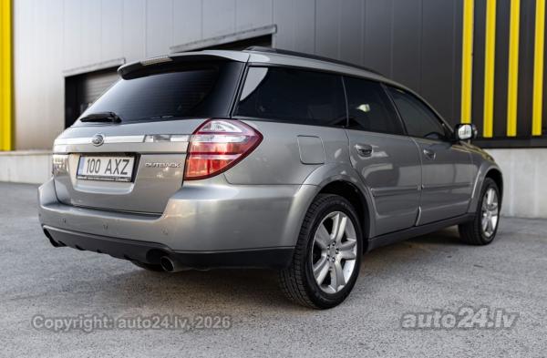 Grey Subaru Outback 2006 in Tallinn, with an engine capacity of 2.50 L and mileage of 258 thousand km for 2999 €, photo 4 on AUTOMOTO.COM.LV
