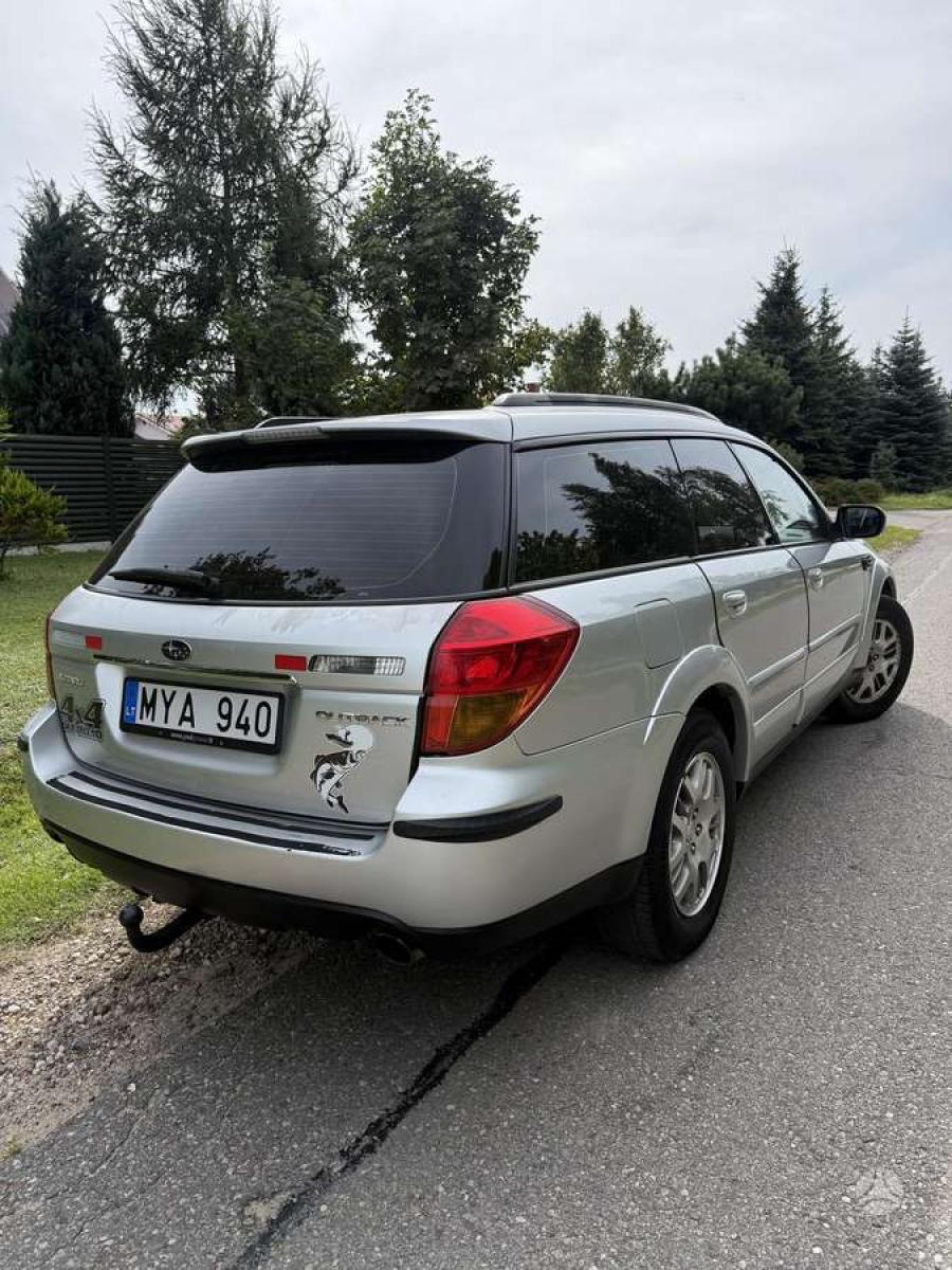 Pelēks Subaru Outback 2006 Viļņa, ar dzinēja tilpumu 2.46 L un nobraukumu 243 tūkst. km par 2450 €, foto 7 vietnē AUTOMOTO.COM.LV