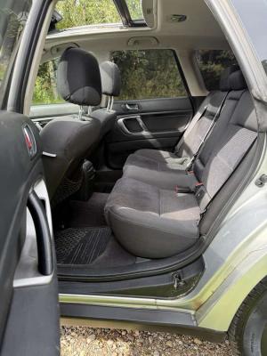 Pelēks Subaru Outback 2006 Viļņa, ar dzinēja tilpumu 2.46 L un nobraukumu 243 tūkst. km par 2450 €, foto 12 vietnē AUTOMOTO.COM.LV