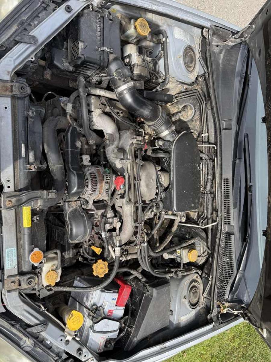 Pelēks Subaru Outback 2006 Viļņa, ar dzinēja tilpumu 2.46 L un nobraukumu 243 tūkst. km par 2450 €, foto 19 vietnē AUTOMOTO.COM.LV