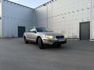 Grey Subaru Outback 2006 in Utena, with an engine capacity of 2.46 L and mileage of 242 thousand km for 3750 €, photo 4 on AUTOMOTO.COM.LV