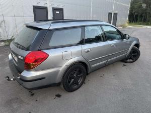 Grey Subaru Outback 2006 in Utena, with an engine capacity of 2.46 L and mileage of 242 thousand km for 3750 €, photo 13 on AUTOMOTO.COM.LV