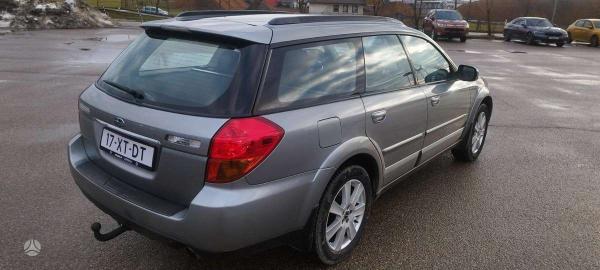 Grey Subaru Outback 2007 in Utena, with an engine capacity of 2.50 L and mileage of 232 thousand km for 3800 €, photo 6 on AUTOMOTO.COM.LV