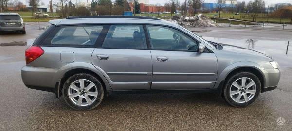 Grey Subaru Outback 2007 in Utena, with an engine capacity of 2.50 L and mileage of 232 thousand km for 3800 €, photo 7 on AUTOMOTO.COM.LV