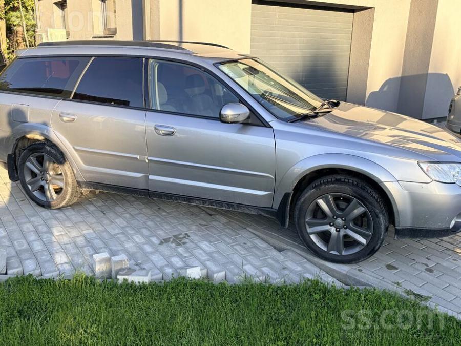 Pelēks Subaru Outback 2007 Rīga, ar dzinēja tilpumu 2.50 L un nobraukumu 109 tūkst. km par 4000 €, foto 13 vietnē AUTOMOTO.COM.LV