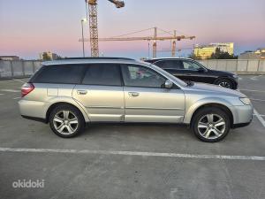 Pelēks Subaru Outback 2007 Tallina, ar dzinēja tilpumu 2.50 L un nobraukumu 244 tūkst. km par 1600 €, foto 4 vietnē AUTOMOTO.COM.LV