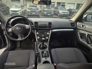 Pelēks Subaru Outback 2007 Tallina, ar dzinēja tilpumu 2.50 L un nobraukumu 244 tūkst. km par 1600 €, foto 10 vietnē AUTOMOTO.COM.LV
