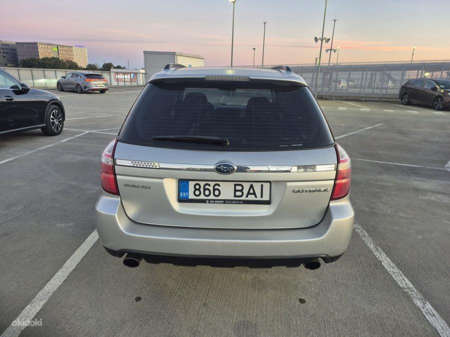 Pelēks Subaru Outback 2007 Tallina, ar dzinēja tilpumu 2.50 L un nobraukumu 244 tūkst. km par 1600 €, foto 15 vietnē AUTOMOTO.COM.LV