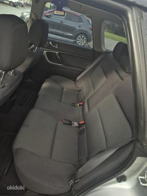Pelēks Subaru Outback 2007 Tallina, ar dzinēja tilpumu 2.50 L un nobraukumu 244 tūkst. km par 1600 €, foto 19 vietnē AUTOMOTO.COM.LV