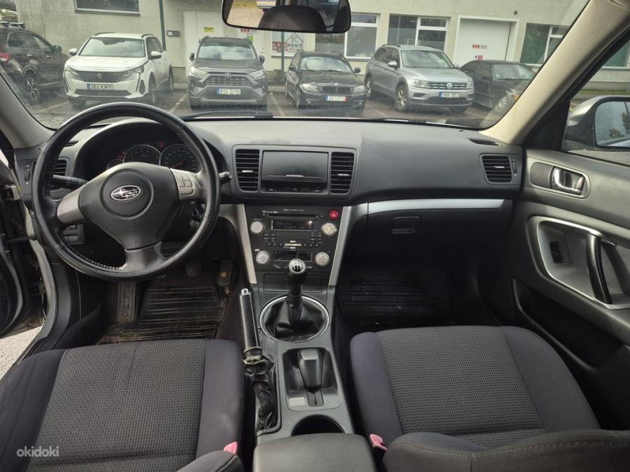 Pelēks Subaru Outback 2007 Tallina, ar dzinēja tilpumu 2.50 L un nobraukumu 244 tūkst. km par 1600 €, foto 20 vietnē AUTOMOTO.COM.LV