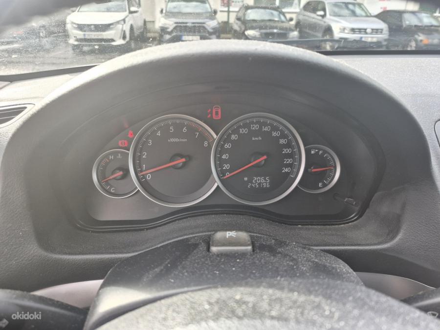 Pelēks Subaru Outback 2007 Tallina, ar dzinēja tilpumu 2.50 L un nobraukumu 244 tūkst. km par 1600 €, foto 21 vietnē AUTOMOTO.COM.LV