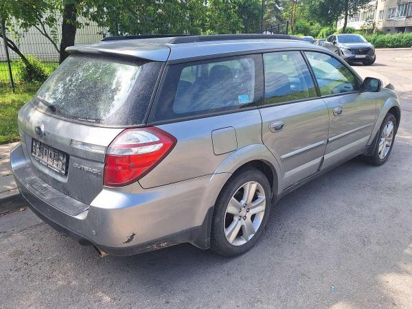 Pelēks Subaru Outback 2007 Viļņa, ar dzinēja tilpumu 2.46 L un nobraukumu 282 tūkst. km par 750 €, foto 3 vietnē AUTOMOTO.COM.LV
