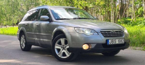Grey Subaru Outback 2007 in Vilnius, with an engine capacity of 2.50 L and mileage of 363 thousand km for 2500 €, photo 1 on AUTOMOTO.COM.LV