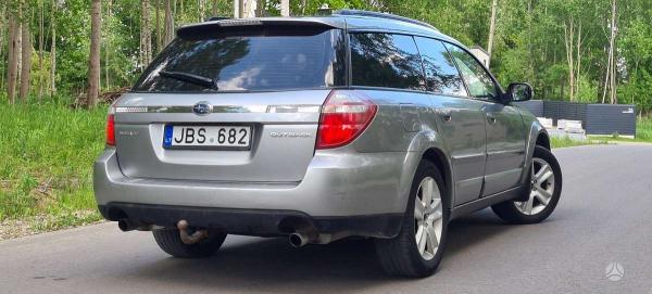 Grey Subaru Outback 2007 in Vilnius, with an engine capacity of 2.50 L and mileage of 363 thousand km for 2500 €, photo 3 on AUTOMOTO.COM.LV