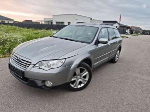 Grey Subaru Outback 2007 in Vilnius, with an engine capacity of 2.46 L and mileage of 231 thousand km for 4250 €, photo 4 on AUTOMOTO.COM.LV