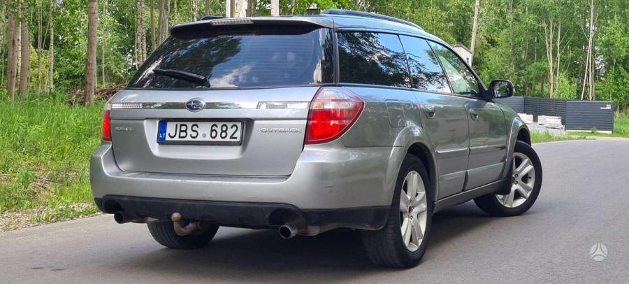 Серый Субару Аутбек 2007 в Вильнюс, объемом двигателя 2.50 л и пробегом 364 тыс. км за 2500 €, фото 4 на AUTOMOTO.COM.LV