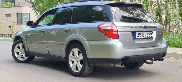 Pelēks Subaru Outback 2007 Viļņa, ar dzinēja tilpumu 2.50 L un nobraukumu 364 tūkst. km par 2500 €, foto 4 vietnē AUTOMOTO.COM.LV