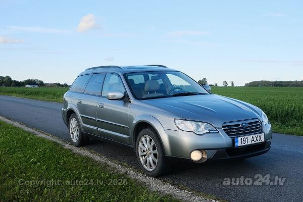 Subaru Outback 2007 in Tallinn on AUTOMOTO.COM.LV Grey Subaru Outback 2007 in Tallinn, with an engine capacity of 3.00 L and mileage of 312 thousand km for 2500 €, photo 5 on AUTOMOTO.COM.LV