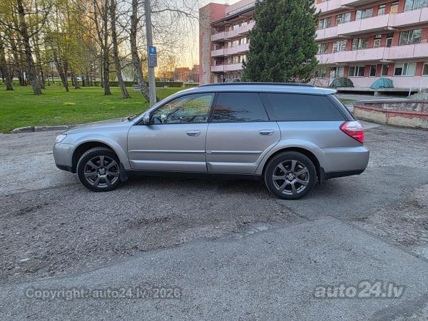 Pelēks Subaru Outback 2008 Tartu, ar dzinēja tilpumu 2.50 L un nobraukumu 175 tūkst. km par 4200 €, foto 4 vietnē AUTOMOTO.COM.LV