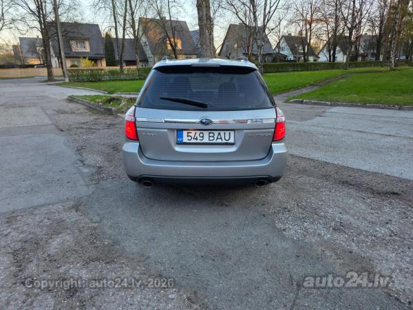 Pelēks Subaru Outback 2008 Tartu, ar dzinēja tilpumu 2.50 L un nobraukumu 175 tūkst. km par 4200 €, foto 7 vietnē AUTOMOTO.COM.LV