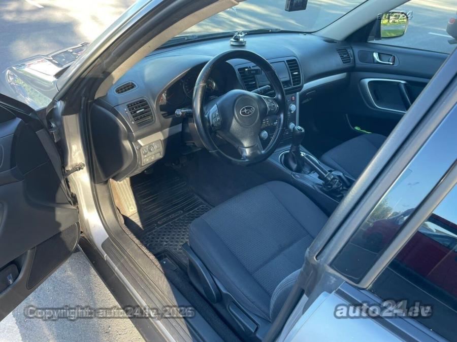 Серый Субару Аутбек 2008 в Тарту, объемом двигателя 2.50 л и пробегом 175 тыс. км за 4200 €, фото 14 на AUTOMOTO.COM.LV