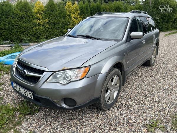 Grey Subaru Outback 2008 in Utena, with an engine capacity of 2.50 L and mileage of 283 thousand km for 1500 €, photo 1 on AUTOMOTO.COM.LV