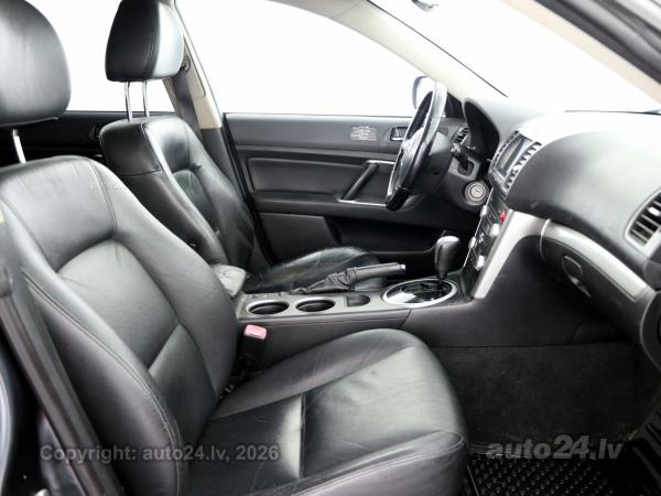 Grey Subaru Outback 2008 in Tallinn, with an engine capacity of 2.50 L and mileage of 345 thousand km for 1799 €, photo 6 on AUTOMOTO.COM.LV