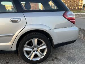 Grey Subaru Outback 2009 in Vilnius, with an engine capacity of 2.46 L and mileage of 270 thousand km for 2400 €, photo 7 on AUTOMOTO.COM.LV