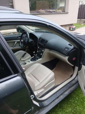 Grey Subaru Outback 2009 in Vilnius, with an engine capacity of 2.00 L and mileage of 250 thousand km for 1200 €, photo 8 on AUTOMOTO.COM.LV