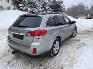 Grey Subaru Outback 2010 in Vilnius, with an engine capacity of 2.50 L and mileage of 182 thousand km for 4600 €, photo 4 on AUTOMOTO.COM.LV